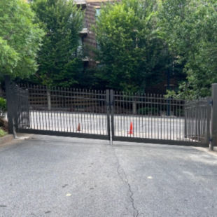 Commercial Parking Lot Fence Installation | Commercial Fencing